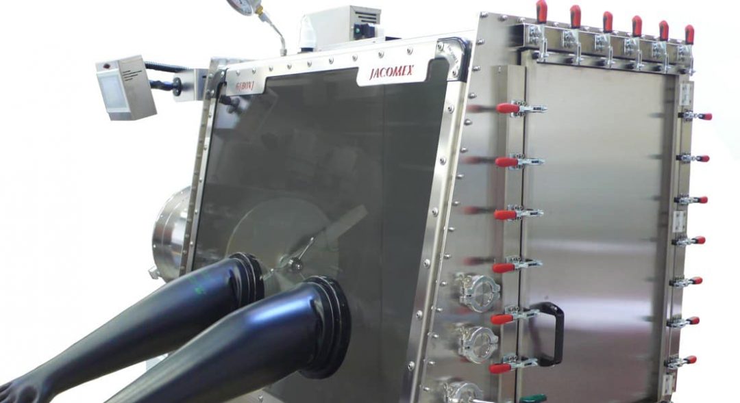 Glove Boxes and Isolators for Additive Manufacturing