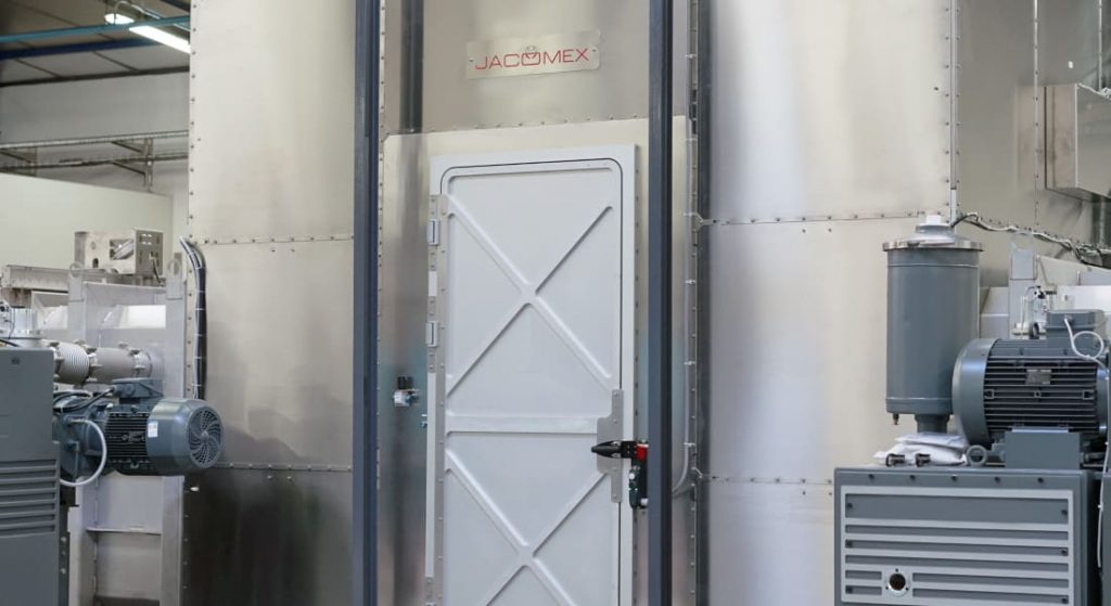 Glove Boxes and Isolators for Additive Manufacturing