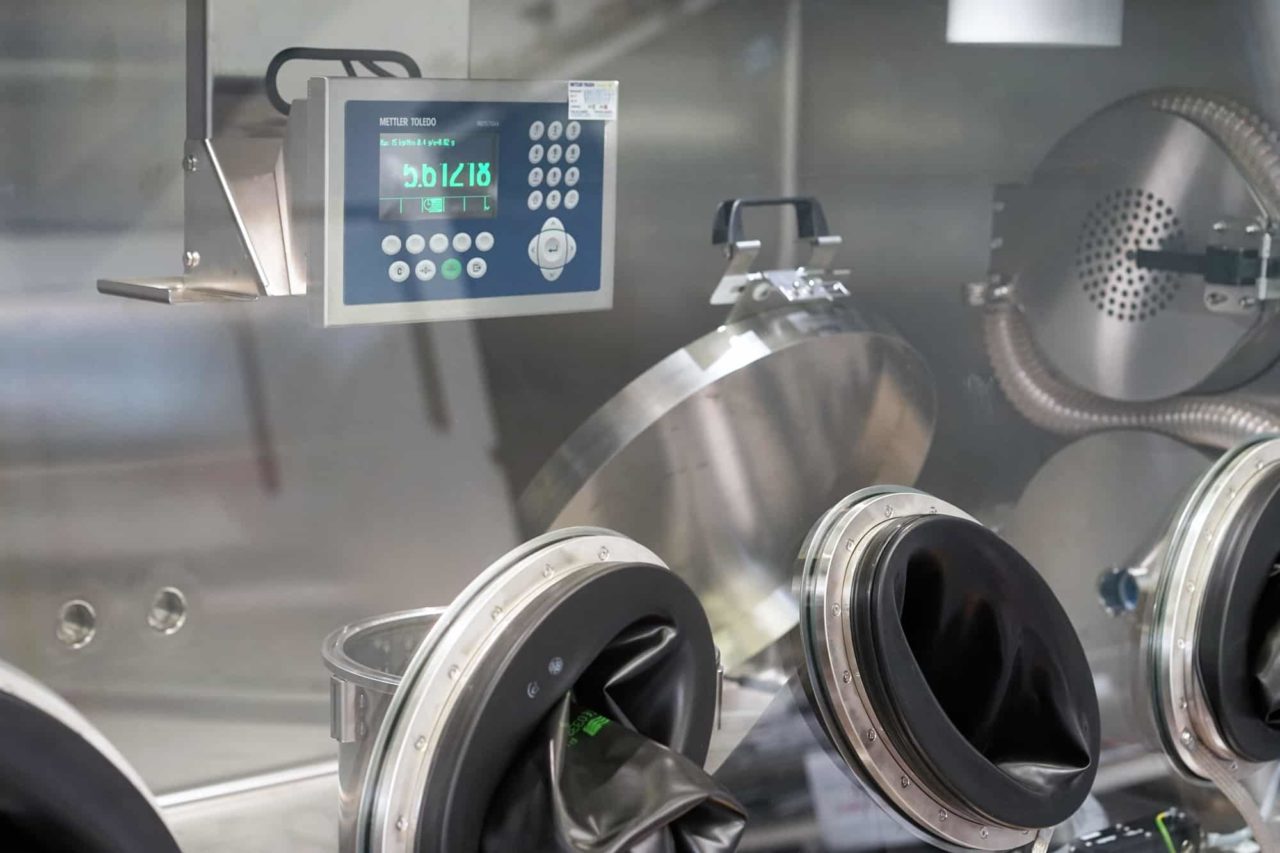 Nanopowder Glove Boxes and Advanced Materials Glove Boxes