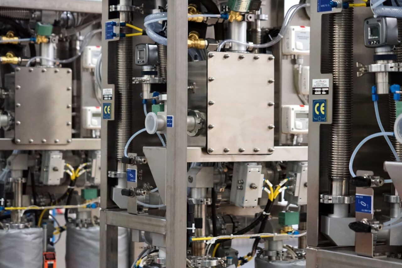 Additive Manufacturing and 3D Printing in Glove Boxes