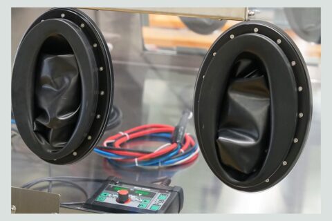 Controlled Environment for Precision Laser Welding - Jacomex